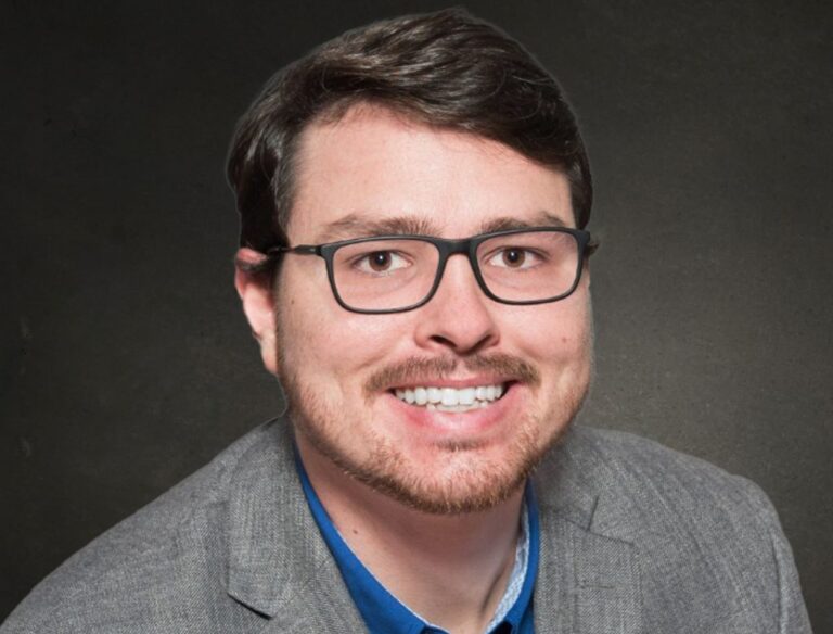 Who We Are – Beesy Strategy